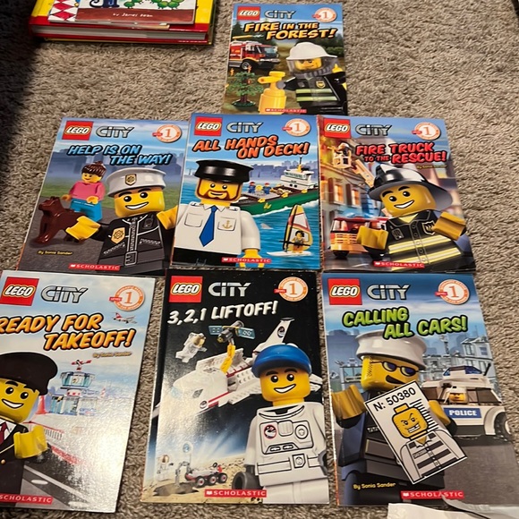 Lego | Toys | Veuc Lego City Level Books Fire Truck Police Car Space ...